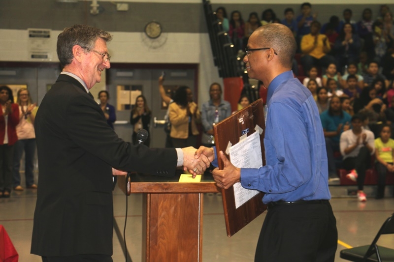 Cora Kelly Principal Named Virginia Principal of the Year – ACPS Express